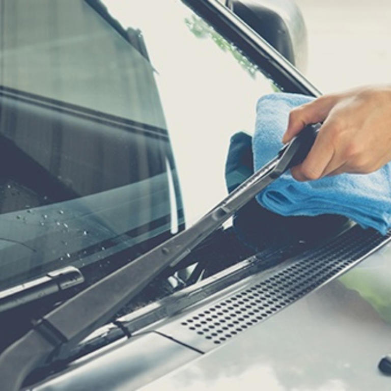 Quick Tip Refresh Your Wiper Blades In 5 Minutes