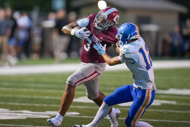 Oak Ridge Wildcats trounce Karns, 35-0