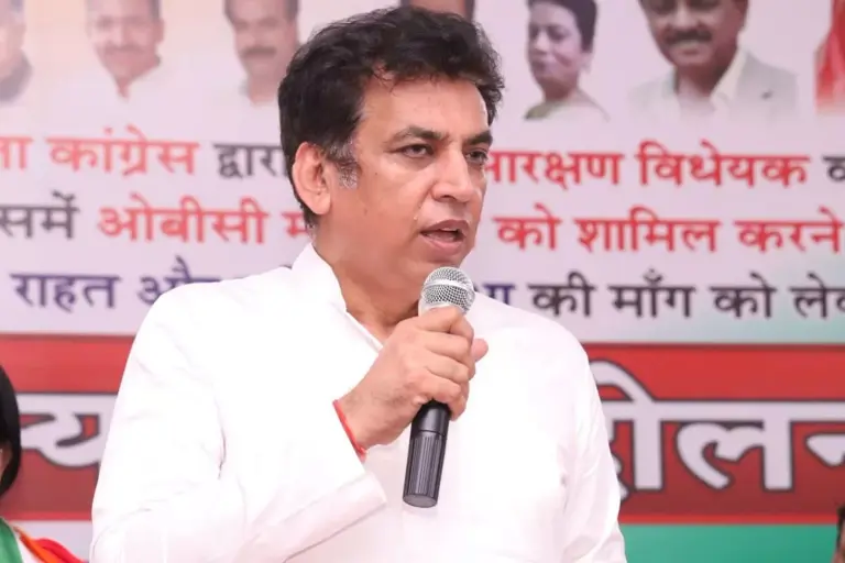 BJP govt should take urgent steps to clean Yamuna: Devender Yadav BJP govt should take urgent steps to clean Yamuna: Devender Yadav