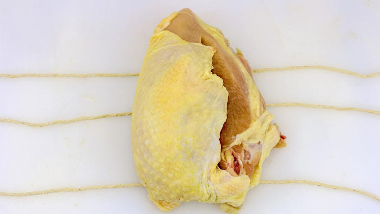 This Stuffed Chicken Breast Looks Elegant But It's Extremely Easy To ...