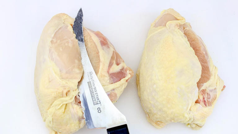 This Stuffed Chicken Breast Looks Elegant But It's Extremely Easy To ...