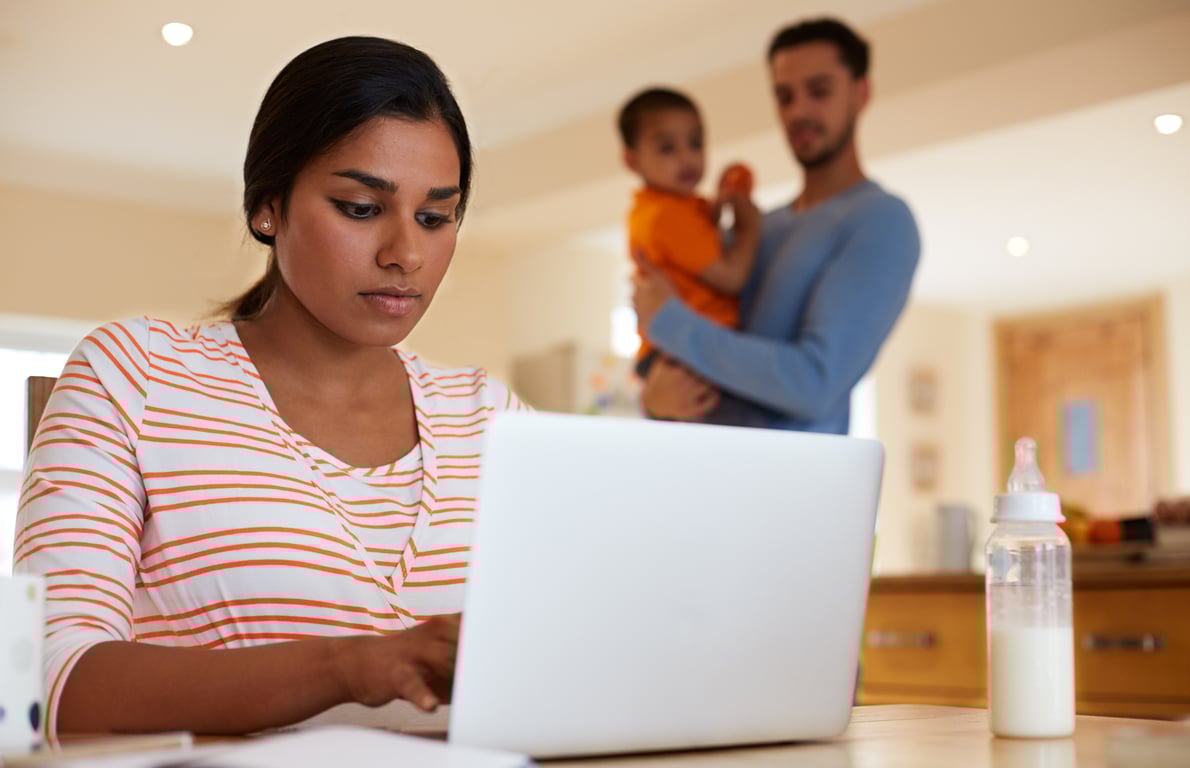 How men and women perceive fairness in the workplace as parents