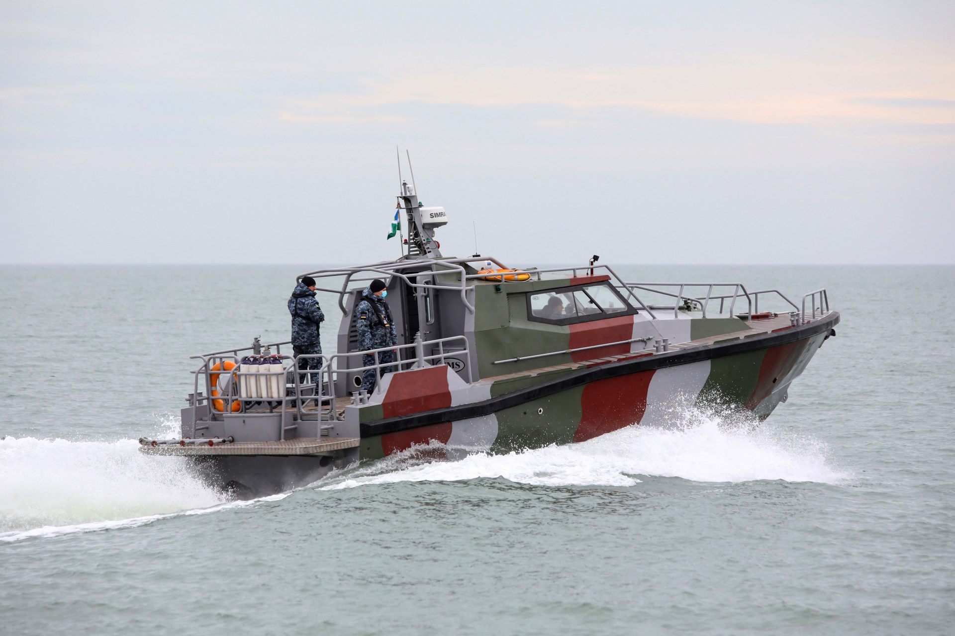 Ukrainian victory at sea: a Russian vessel was completely devastated