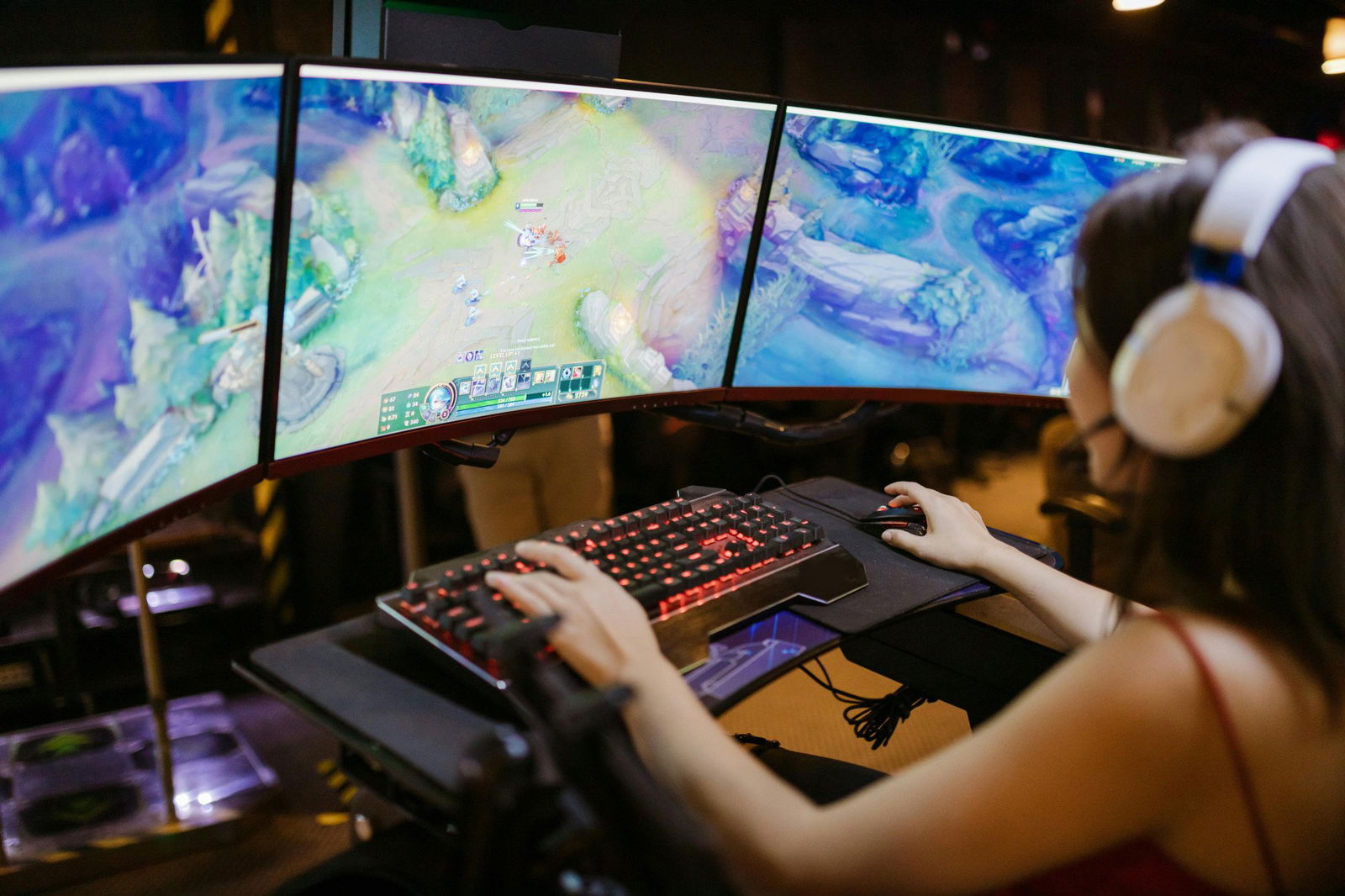 Che risoluzione e dimensione scegliere per il monitor gaming?