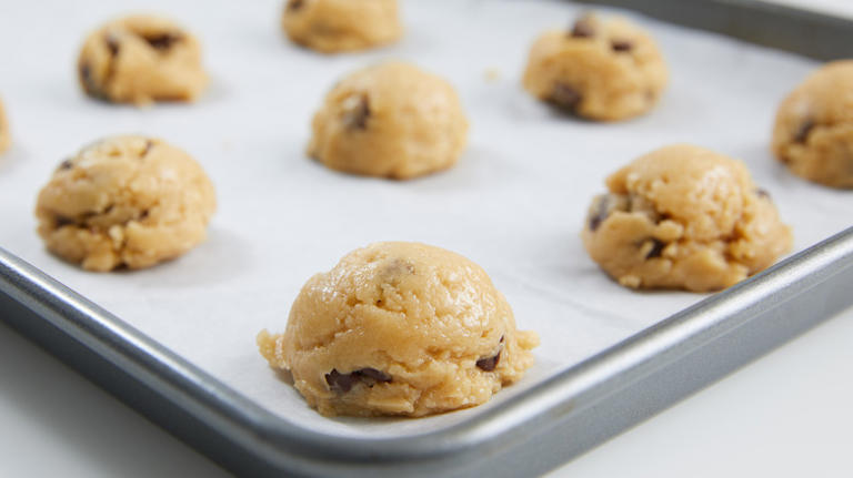 The Tool Martha Stewart Swears By For Perfect Chocolate Chip Cookies The Tool Martha Stewart Swears By For Perfect Chocolate Chip Cookies