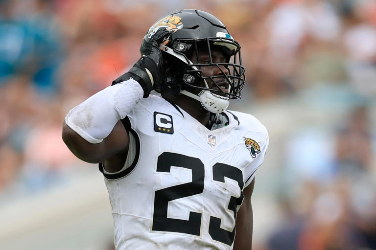 Foye Oluokun health update: Jacksonville Jaguars' Liam Coen expects LB ...