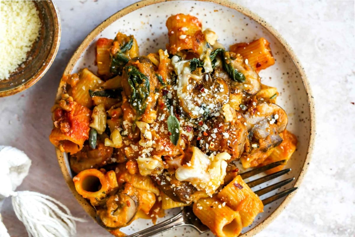 15 Rich and Hearty Pasta Dishes Perfect for Cold Winter Nights