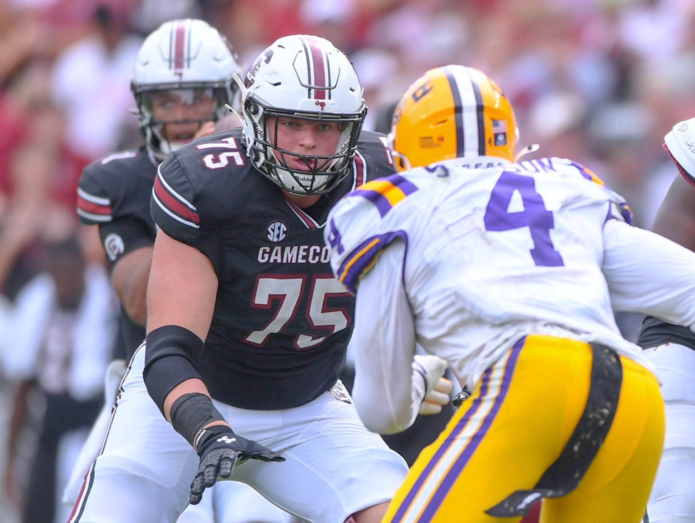 Cason Henry injury update: South Carolina football OL heads to locker ...