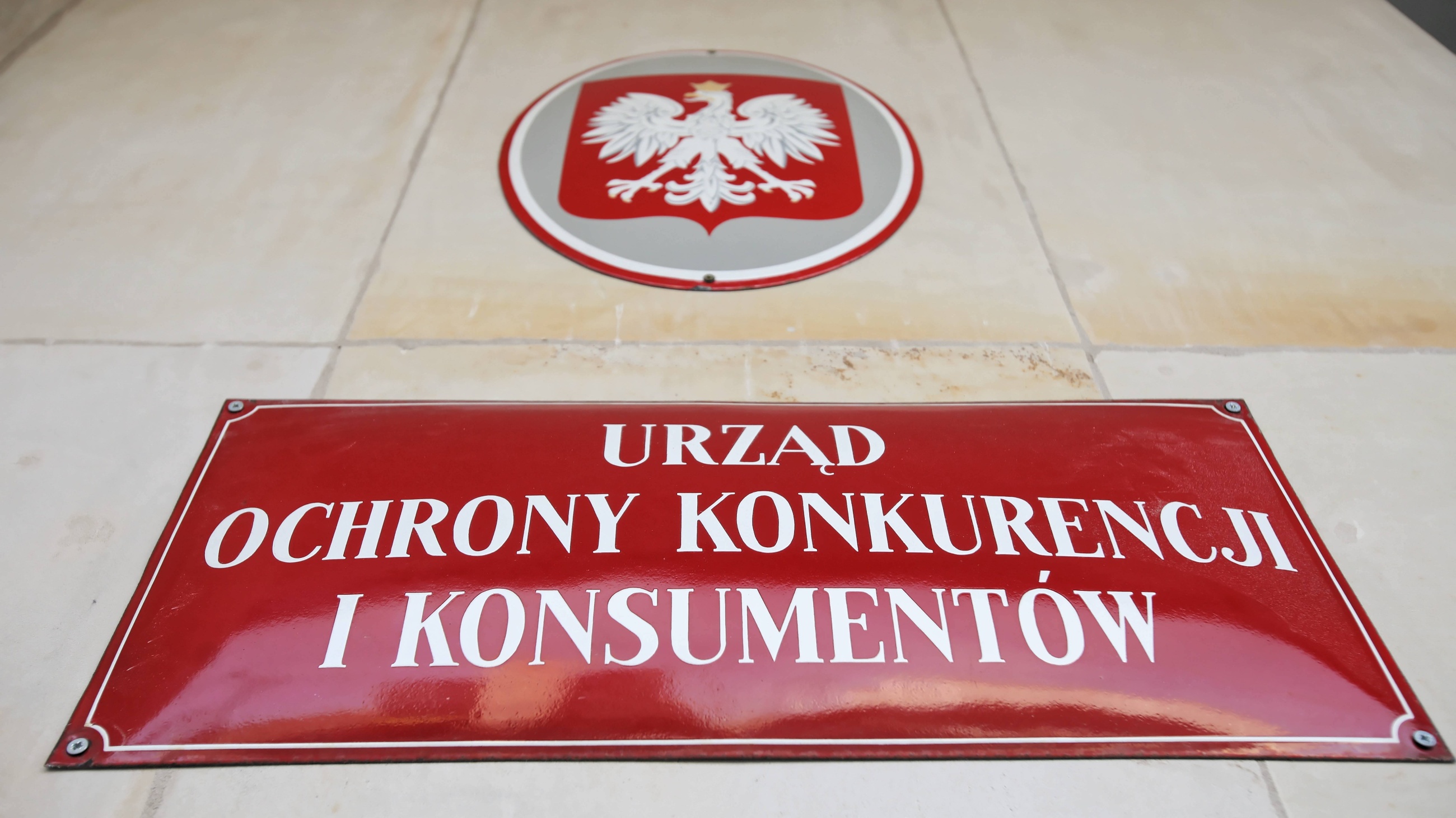 UOKiK tropi zmowę na rynku pracy. Przeszukania w pięciu spółkach na ...
