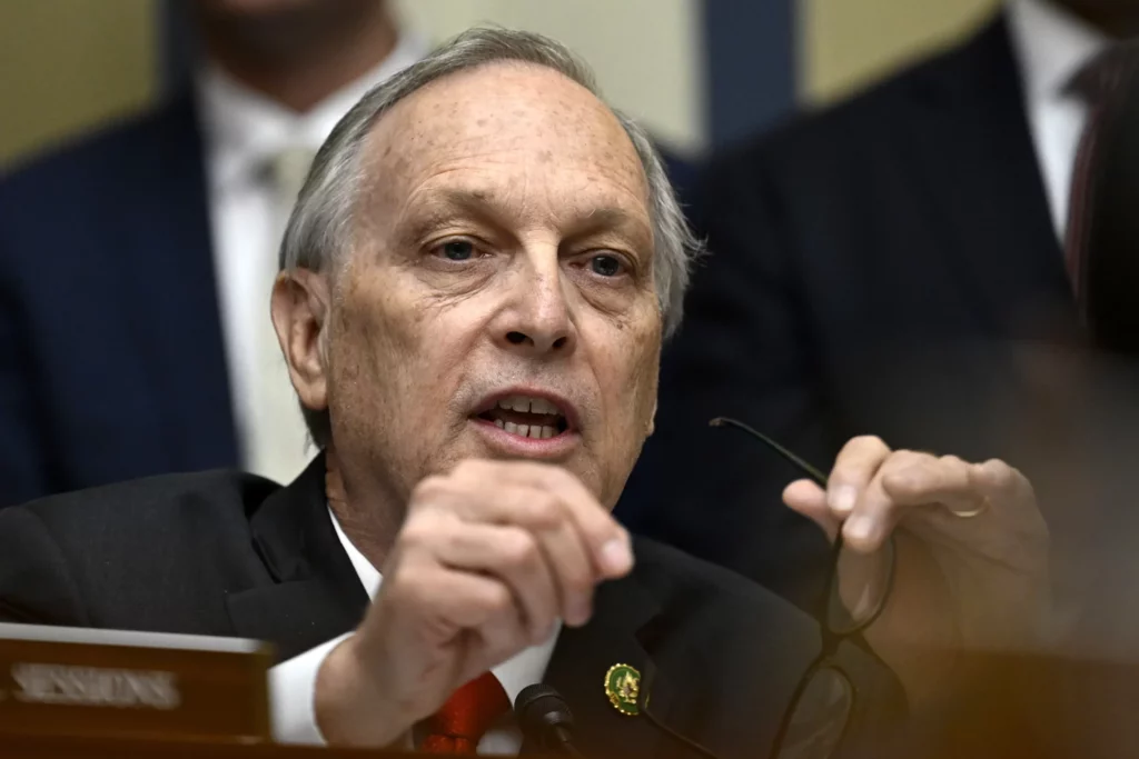 Biggs considers run for Arizona governor