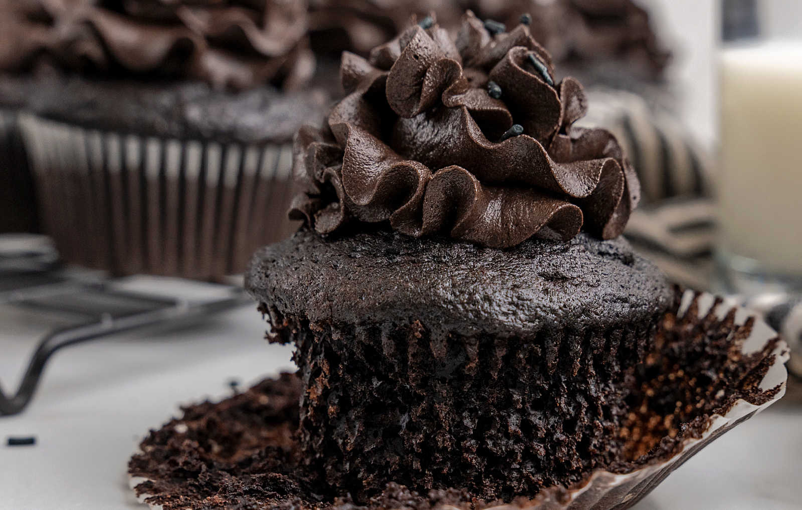 Mix It Up By Turning Ordinary Cake Mix Into 17 Extraordinary Sweet Treats