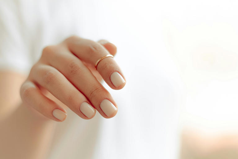 5 erreurs à ne pas faire pour avoir de beaux ongles