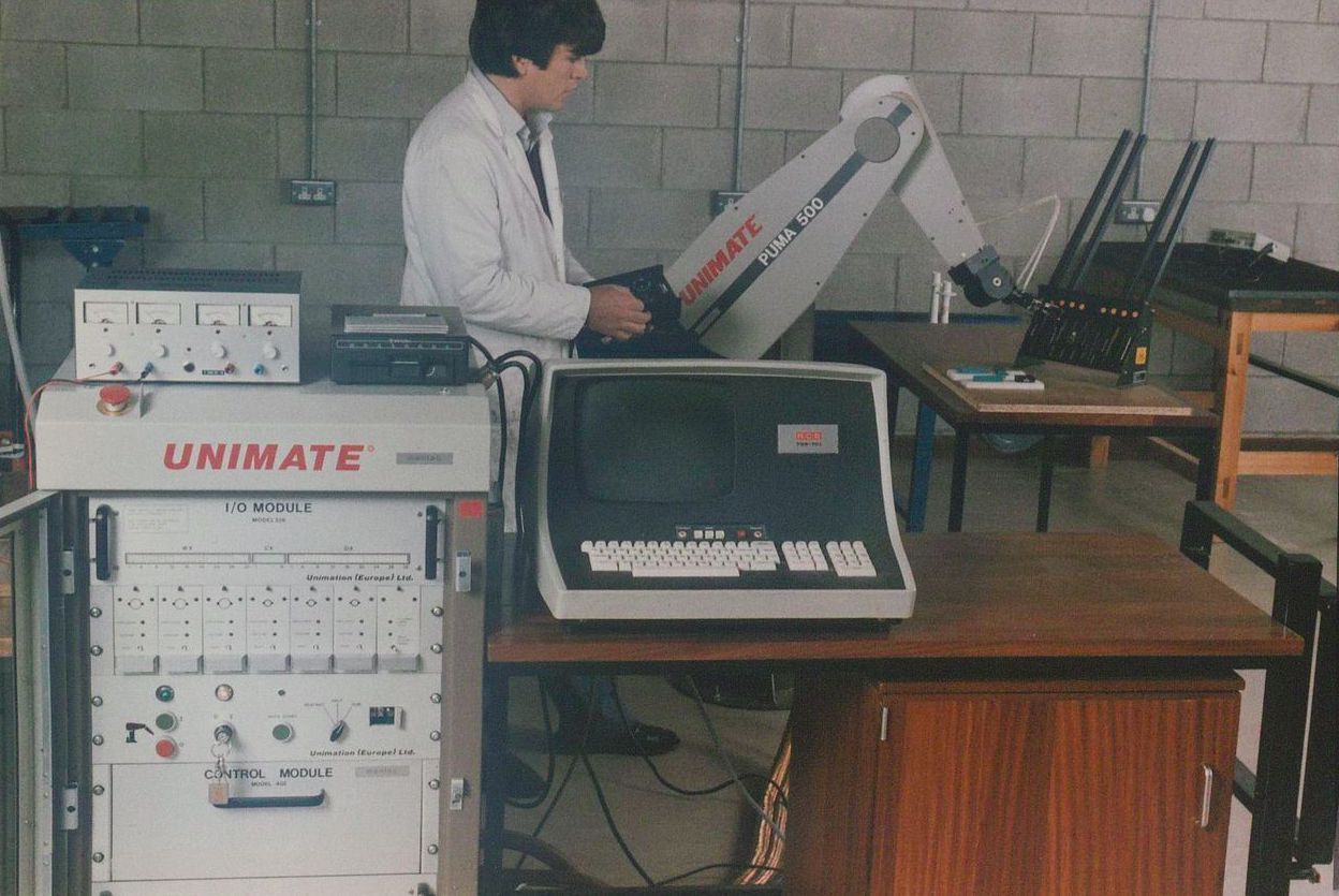A brief history of robots in pictures