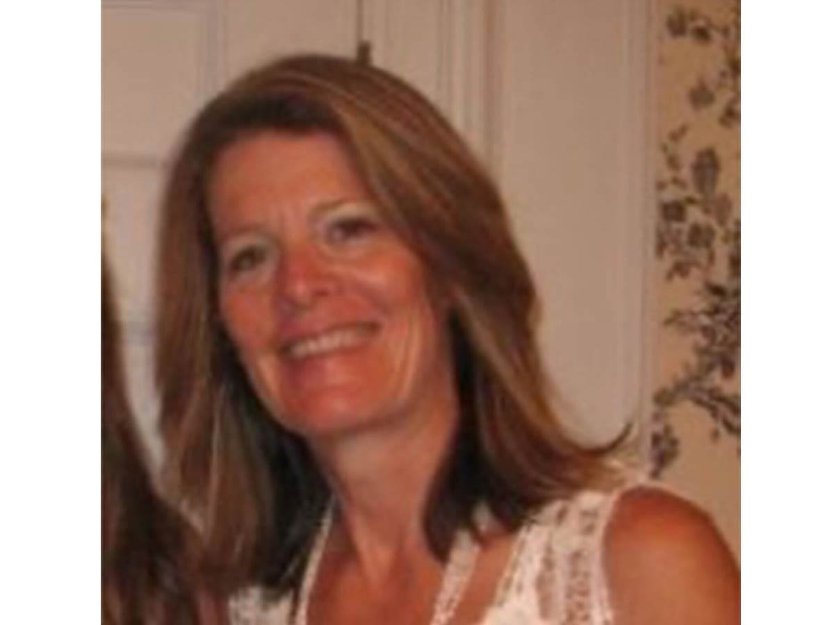 Teacher Spotlight: Bohemia's Mary Parisi 'Never Gives Up On Students' Teacher Spotlight: Bohemia's Mary Parisi 'Never Gives Up On Students'