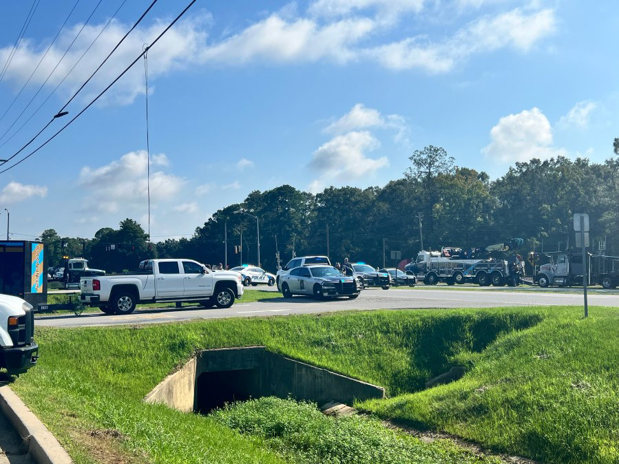 1 dead after two-vehicle crash near U.S. 43 and Interstate 65 in Mobile ... 1 dead after two-vehicle crash near U.S. 43 and Interstate 65 in Mobile ...