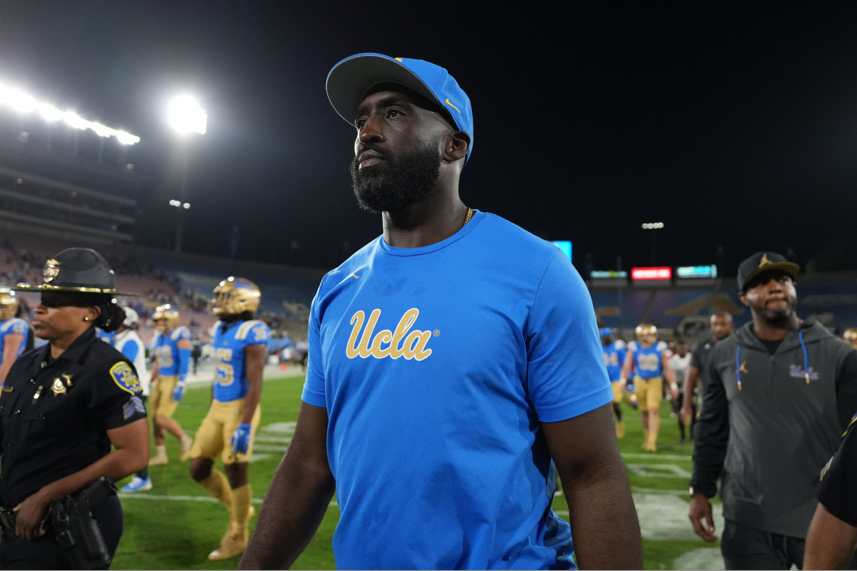 Panthers Longtime Scout to Join Deshaun Foster and UCLA