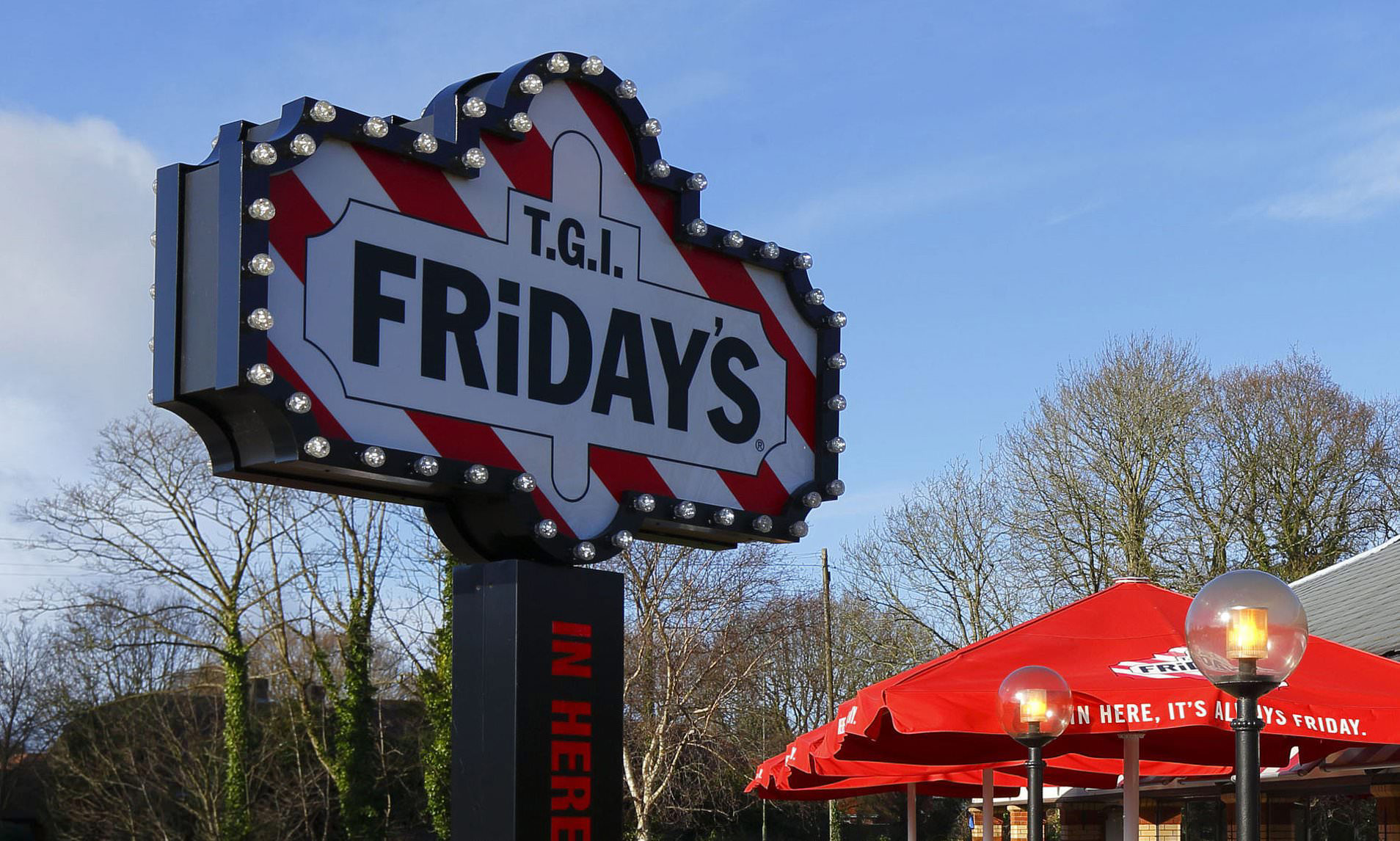 TGI Fridays crashes into administration with 87 restaurants at risk TGI Fridays crashes into administration with 87 restaurants at risk