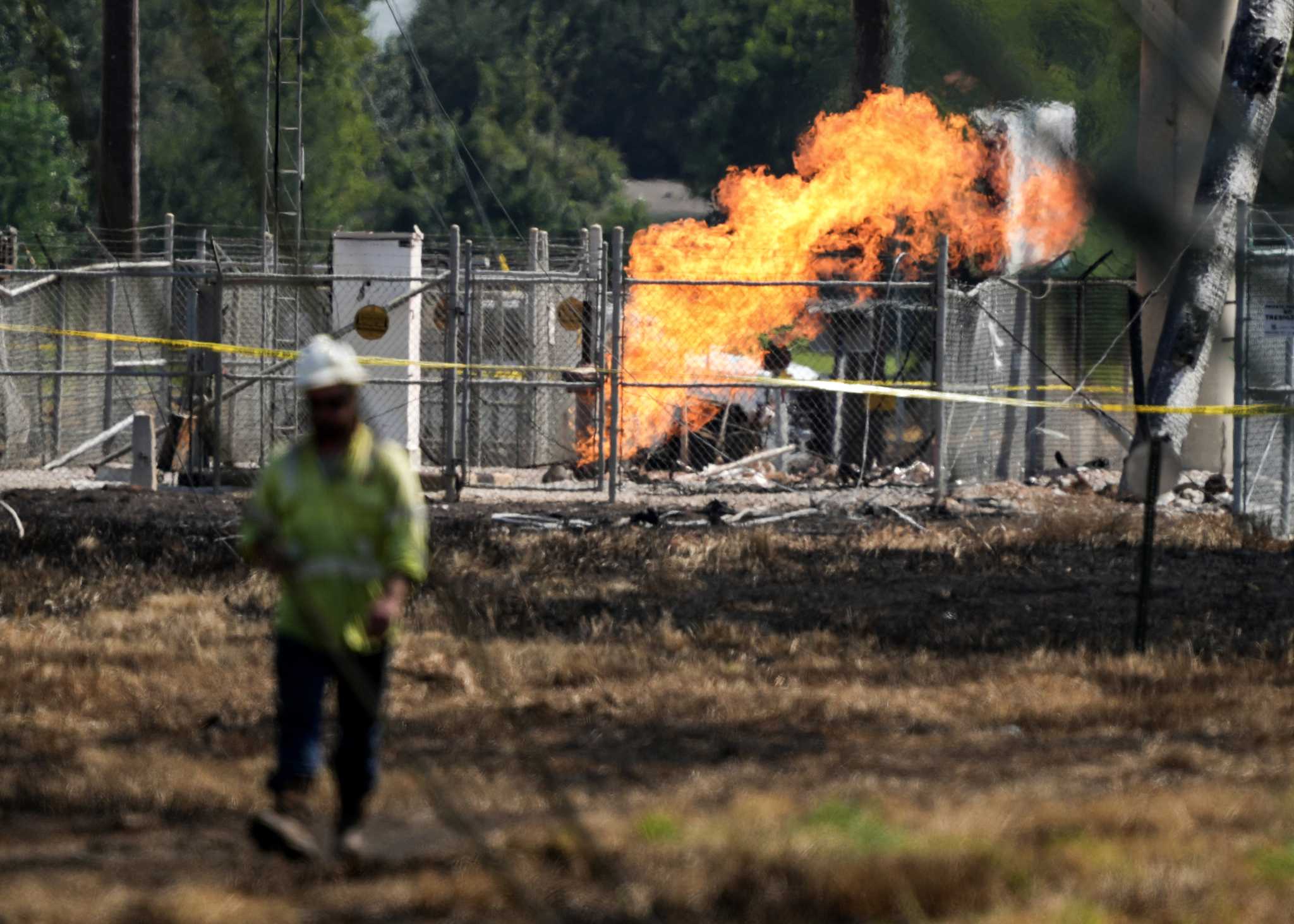 Driver of SUV who crashed into Deer Park pipeline had history of ...