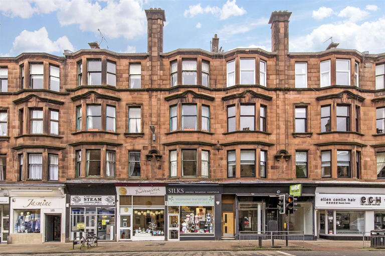 I took a walk along Hyndland Road in Glasgow's West End - here are 6 of ...