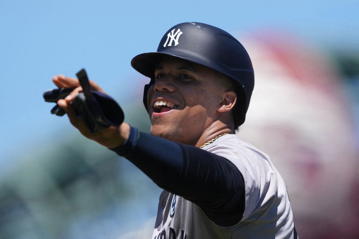 Yankees Announcer Rips Team’s Fans Over Vulgar Juan Soto Chant After ... Yankees Announcer Rips Team’s Fans Over Vulgar Juan Soto Chant After ...