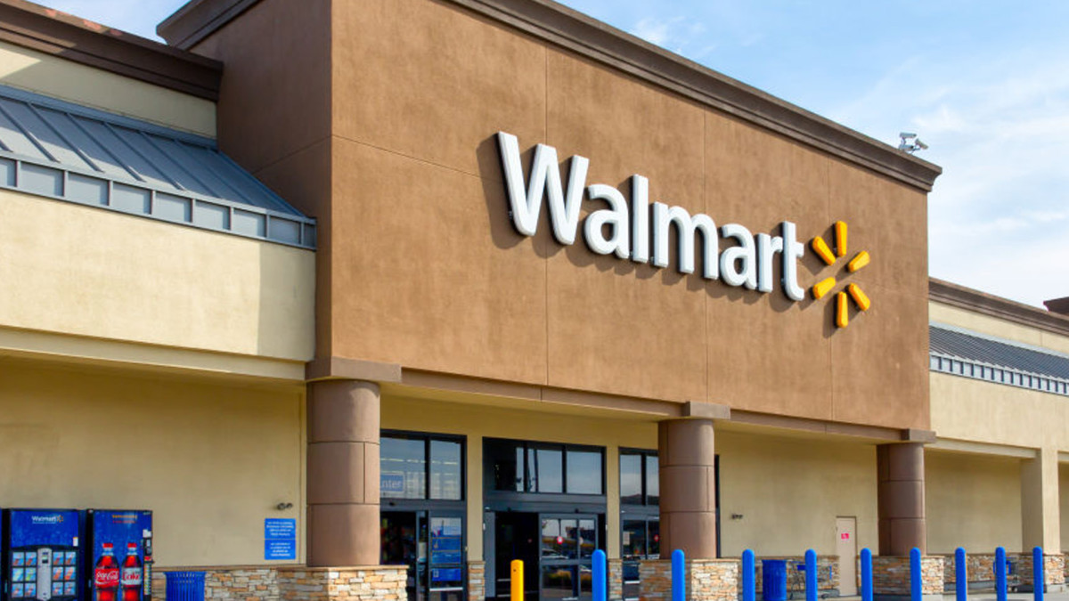 Walmart Is Selling a ‘Pretty’ $40 Dress for Only $18, and Shoppers Say ...