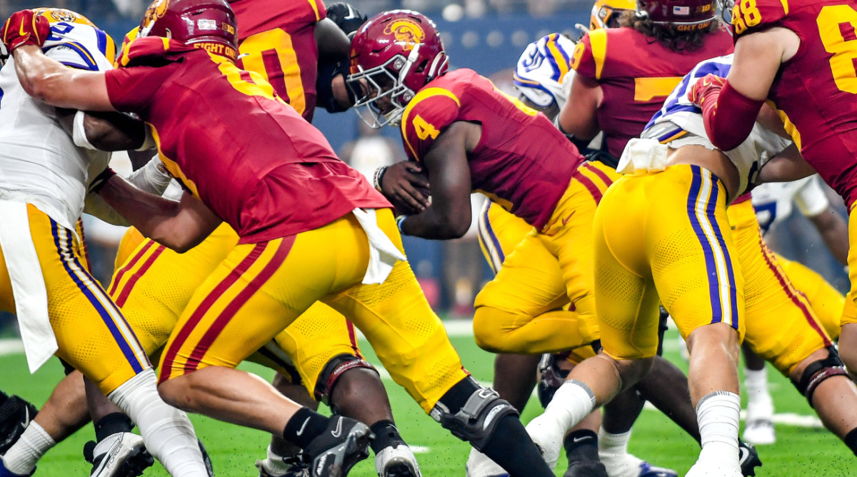 USC Legend Calls Out 'Irony' Involving National Title Contender