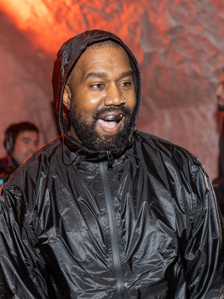 Zach Bryan apologizes for ‘drunkenly’ tweeting that Kanye West is ... Zach Bryan apologizes for ‘drunkenly’ tweeting that Kanye West is ...