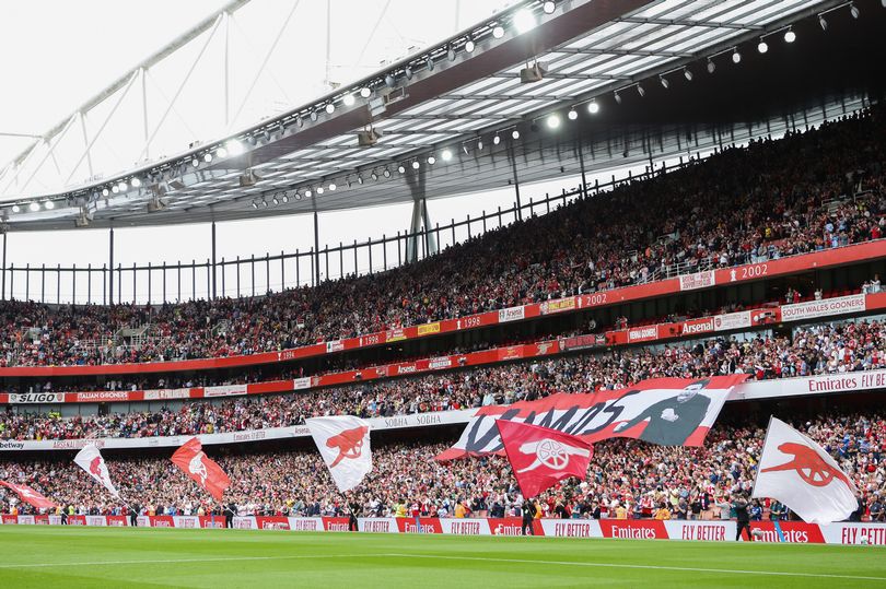 Arsenal set to make Emirates Stadium expansion decision to match Man ...