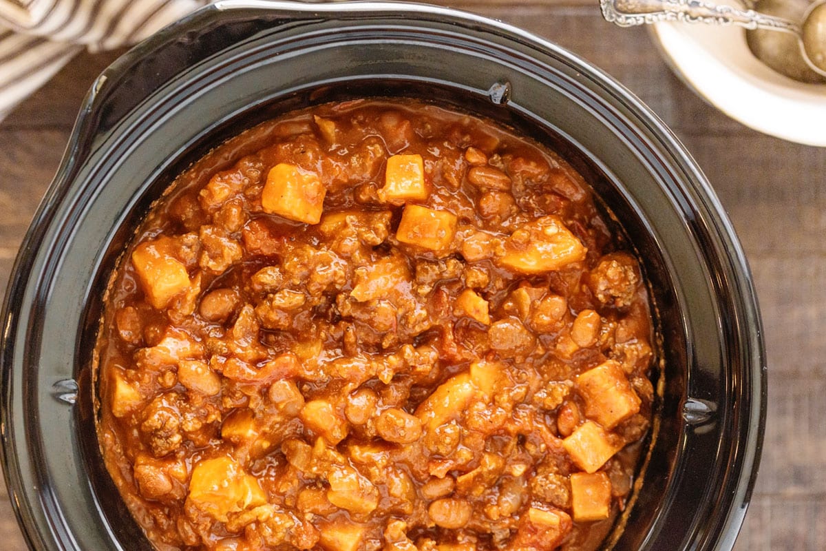 16 Slow Cooker Recipes That Practically Cook Themselves While You Relax