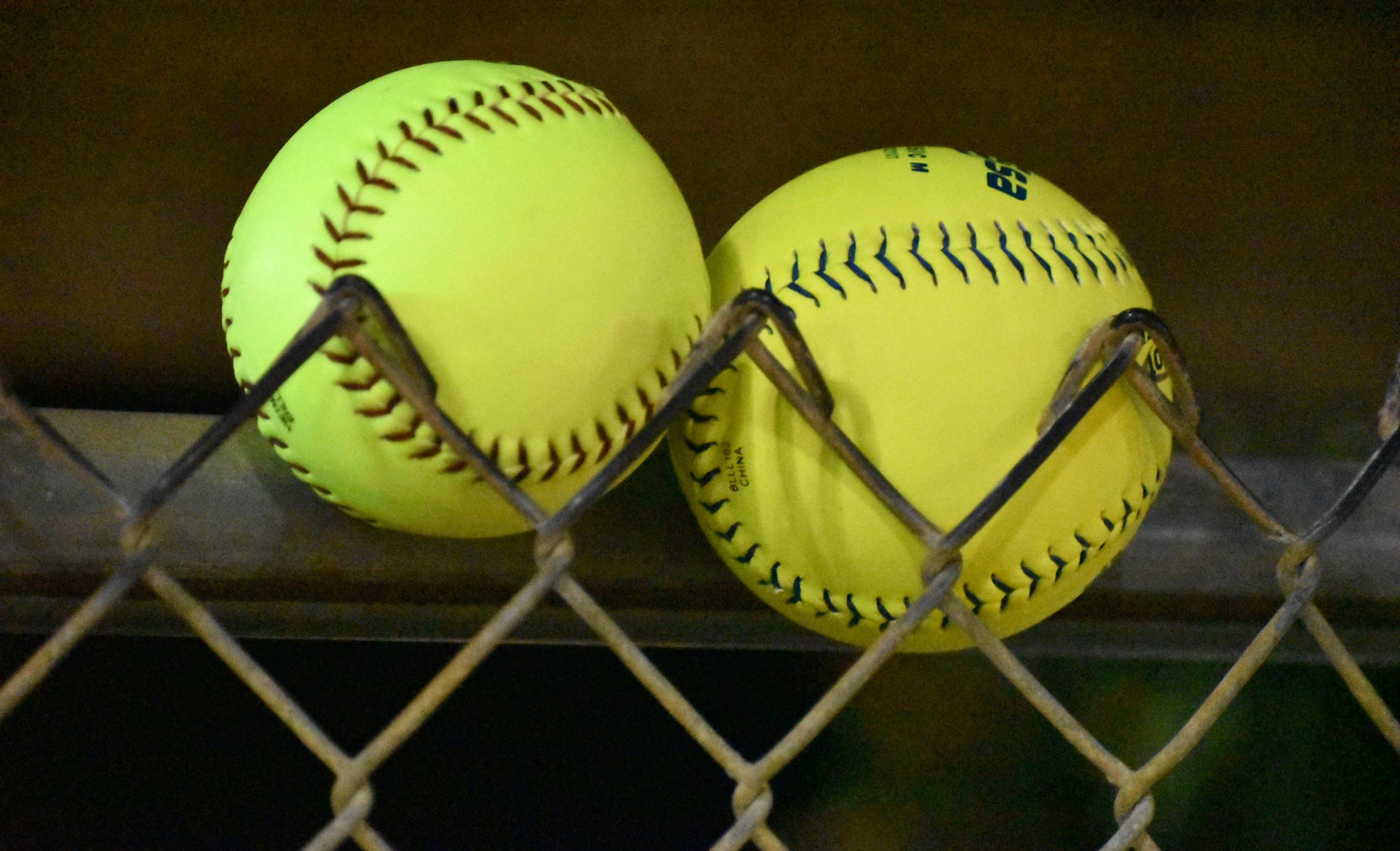 Week 4: Destin Commons pulls off coed softball victory