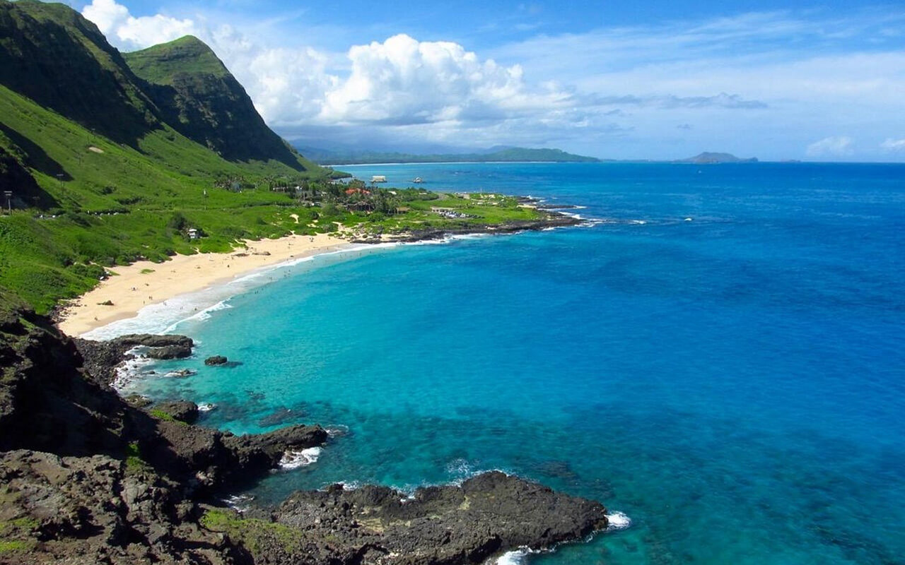 20 Hawaiian Spots That Are Perfect for Snorkeling