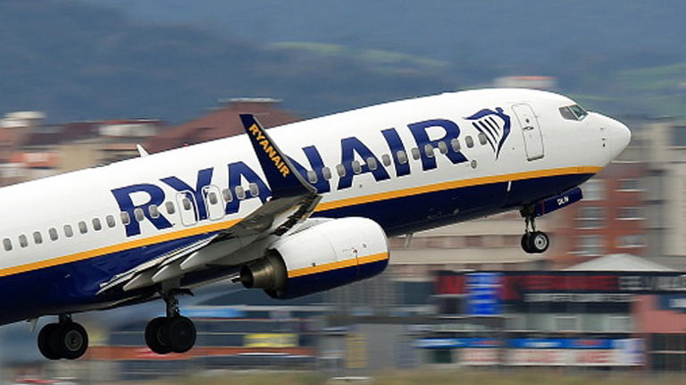 How Much A Boeing 737 Weighs (And Its Maximum Takeoff Weight) How Much A Boeing 737 Weighs (And Its Maximum Takeoff Weight)