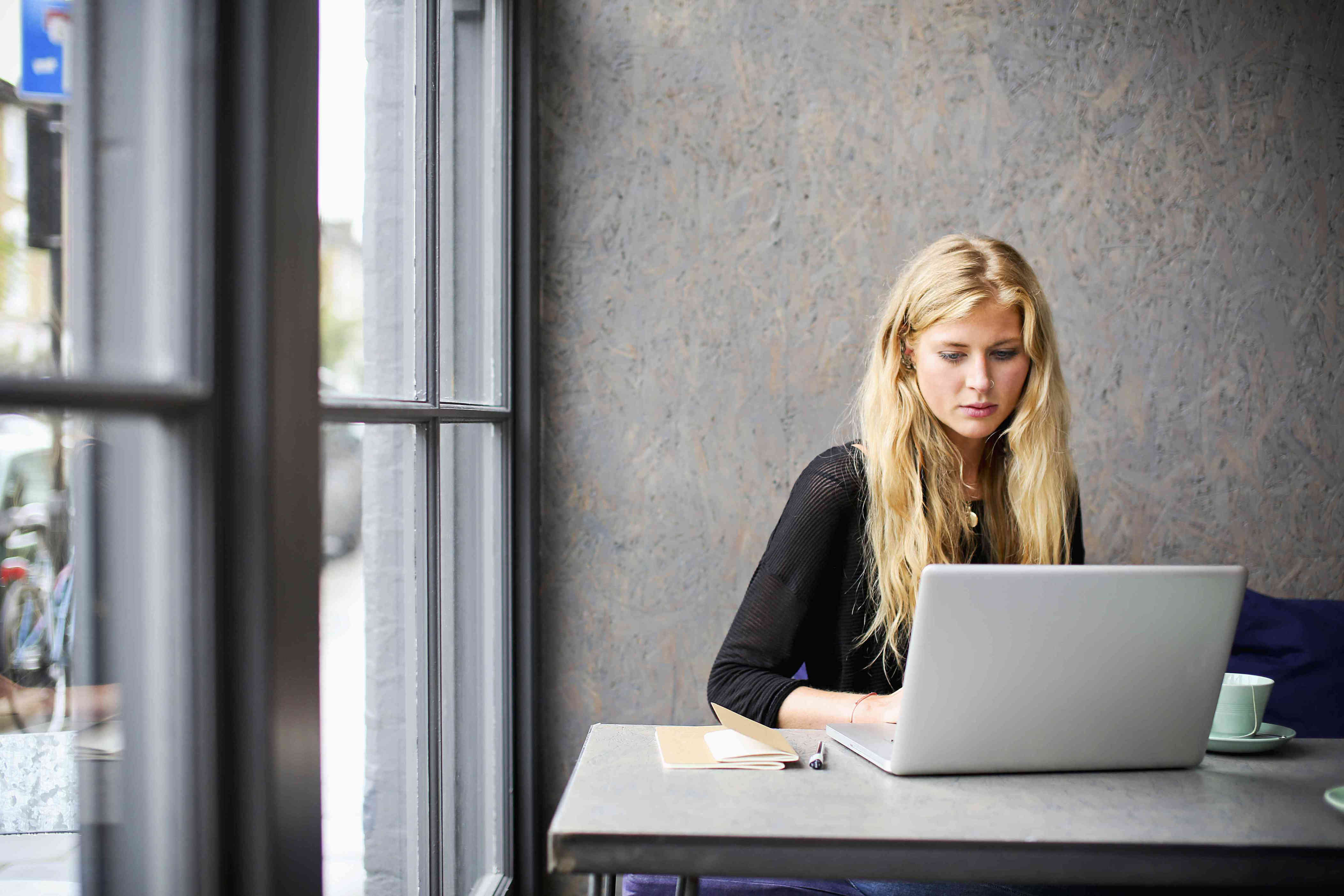 Top Internet Scams to Avoid: Protect Your Money and Information