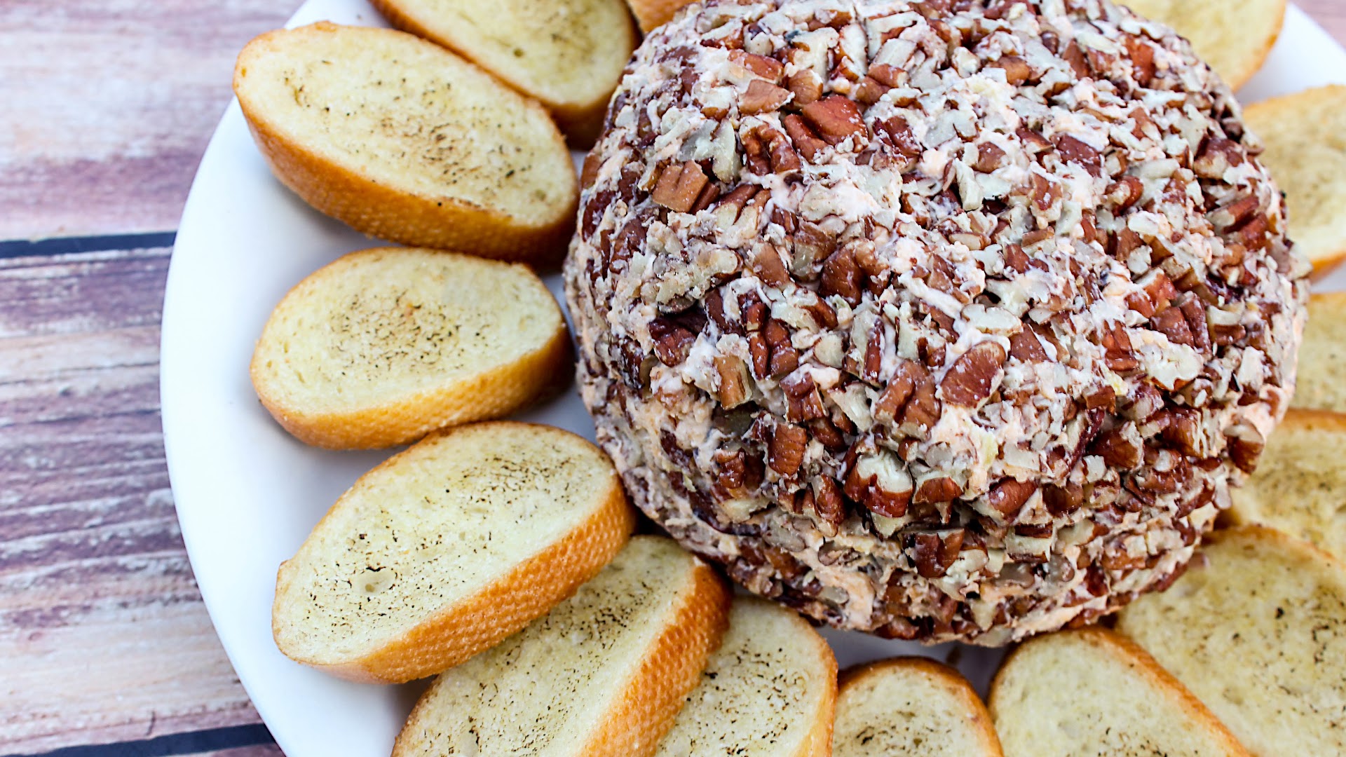 We Love A Delicious Cheese Ball Recipe During The Holiday's And This ...