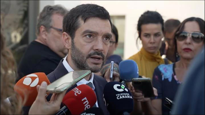 Bustinduy dice en Canarias que se niega a aceptar que la inmigración ... Bustinduy dice en Canarias que se niega a aceptar que la inmigración ...