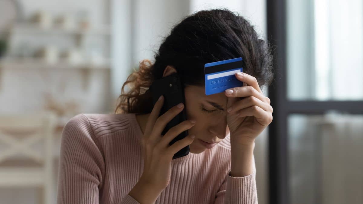 Habits that can block your path to wealth