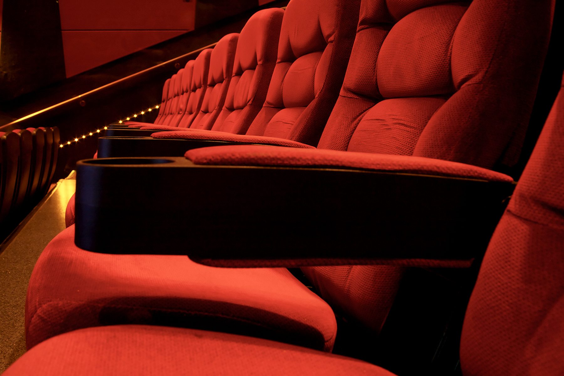 12 movie theater etiquette rules everyone should follow