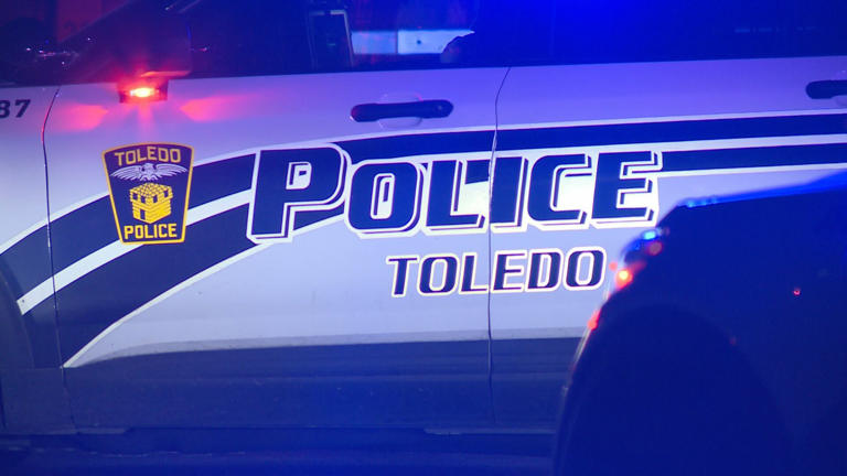 TPD investigating shooting at duplex, searching for suspect