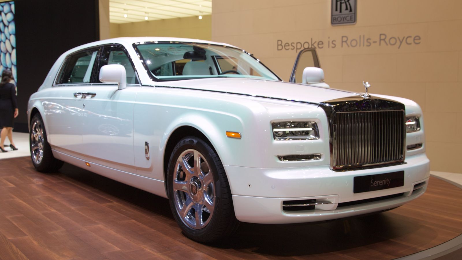 18 Luxury Cars That Offer Silent Rides as Smooth as Silk — Quiet Elegance!