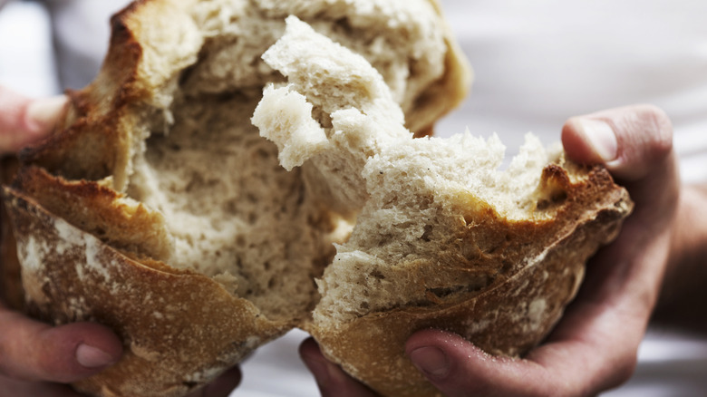 8 Absolute Best Tips For Making Homemade Croutons