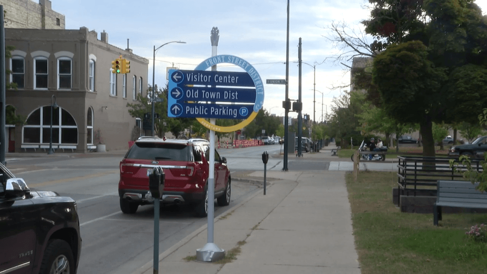 Traverse City extends two-way street pilot in downtown for another two ...