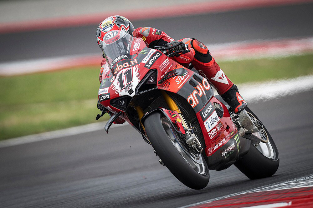 SBK | Gp Cremona Qualifiche: Bulega conquista la pole, prima fila tutta ... SBK | Gp Cremona Qualifiche: Bulega conquista la pole, prima fila tutta ...