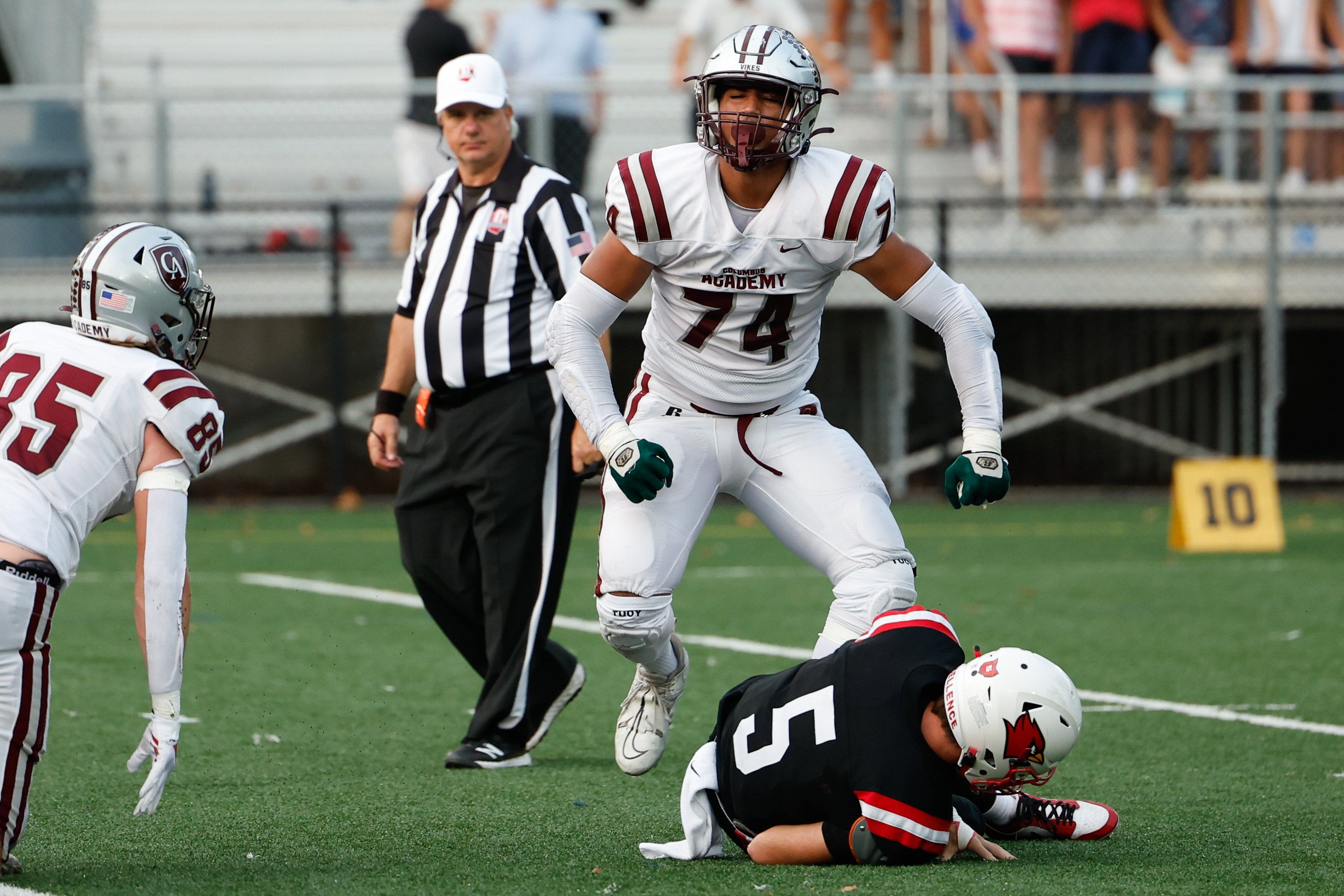 Columbus Academy's Reinaldo Perez voted top high school football junior ...