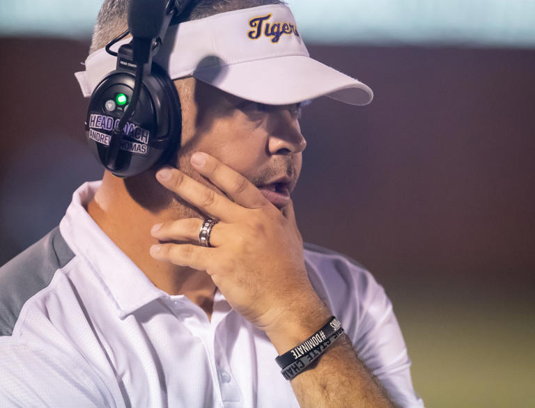 Why Florida high school football teams are moving from FHSAA to SSAA