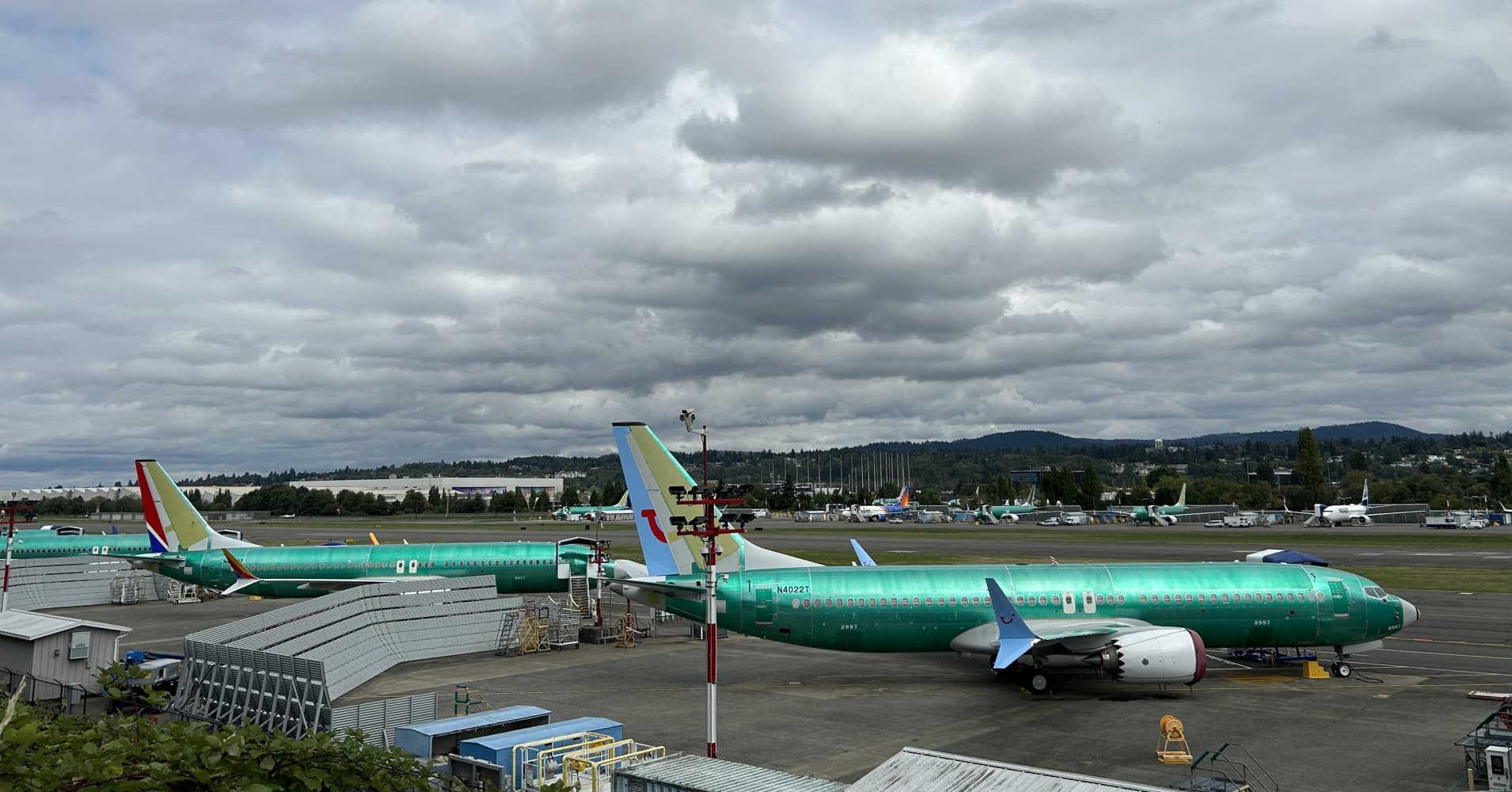 FAA to let Boeing sign off on 737 Maxes, 787s after years of restrictions