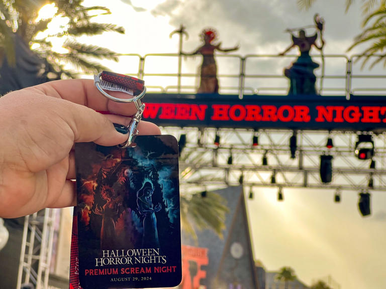 RUMOR: Universal Hints at Return of Premium Scream Night for Halloween ...