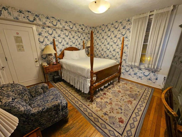 Beekman Arms Inn: Explore Timeless Charm In Rhinebeck NY