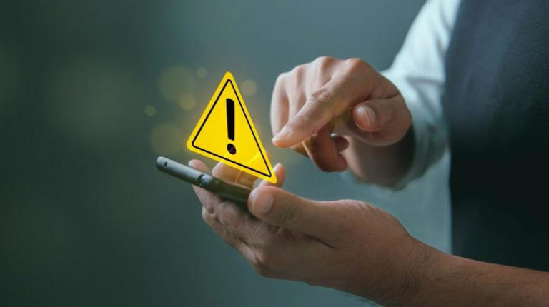 Illinois secretary of state warns of DMV text scams