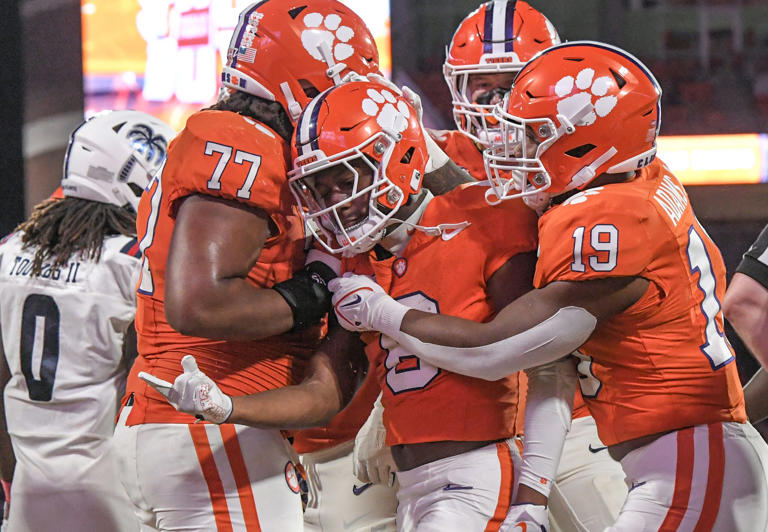 Dabo Swinney shares an injury update on star freshman wide receiver ... Dabo Swinney shares an injury update on star freshman wide receiver ...