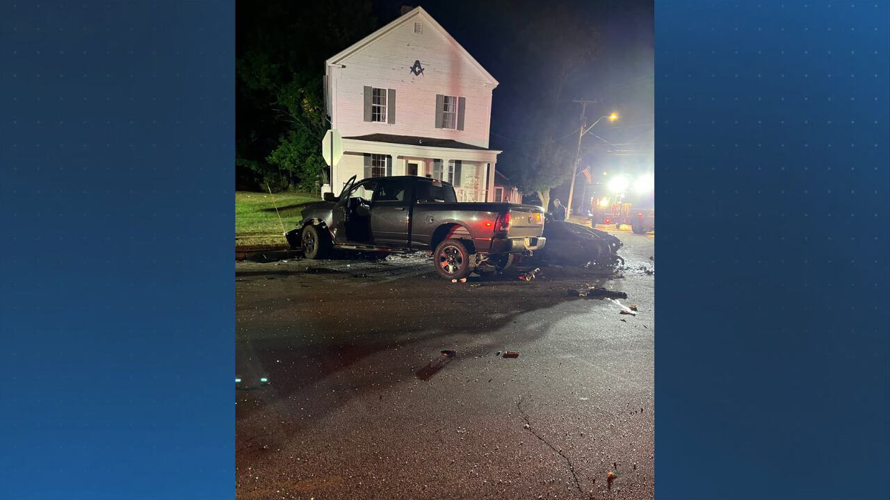 Two killed, one seriously injured in early morning two-car crash in New ... Two killed, one seriously injured in early morning two-car crash in New ...